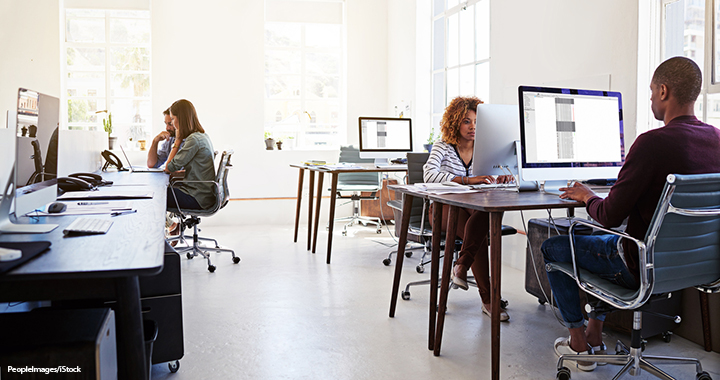 5 tips for making small talk in the office again - FM